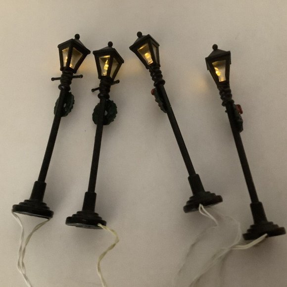 Holiday | Vintage Christmas Battery Operated Street Lights Candles And ...